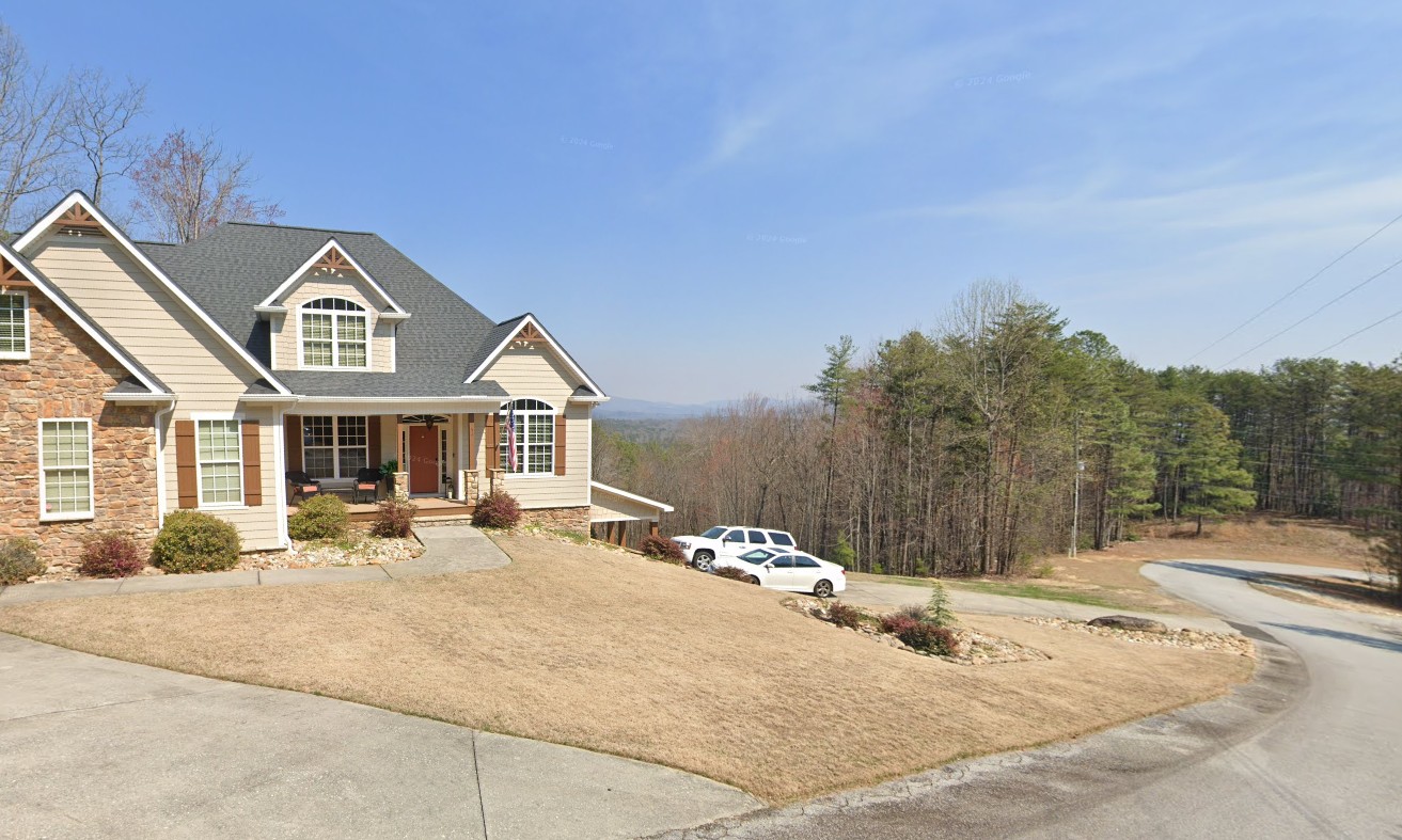 10 Secluded Neighborhoods that Keep Their Distance in South Carolina’s ...