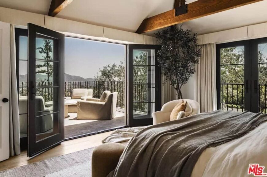 Peak Inside Julianne Hough’s Hollywood Hills Retreat that's Been ...
