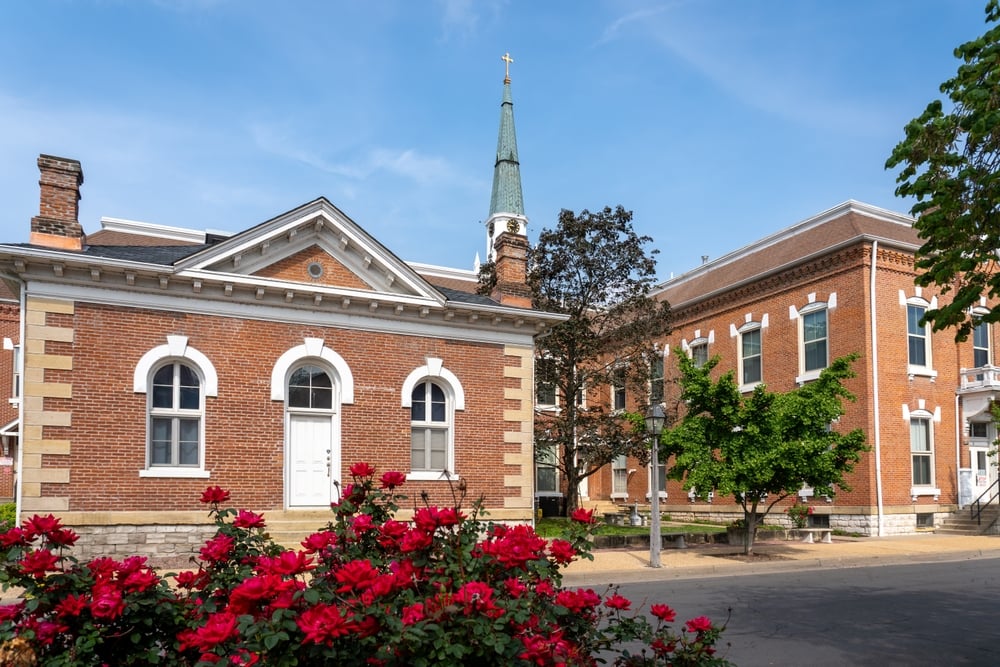 16 of the Best Small Towns in Northern Missouri for Exploring Historic ...