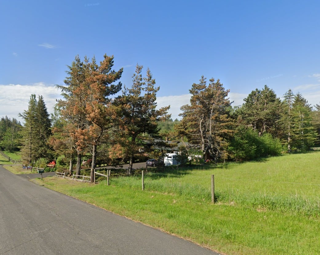 10 Secluded Neighborhoods Settled in the Dramatic Corridor of Oregon’s ...