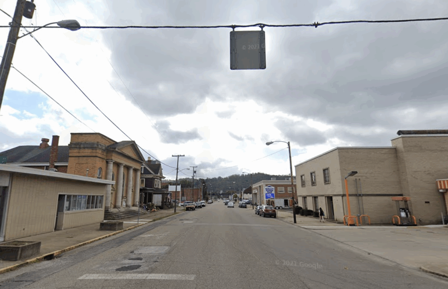 16 of the Most Scenic Towns in Eastern Ohio Where a River Runs Through ...