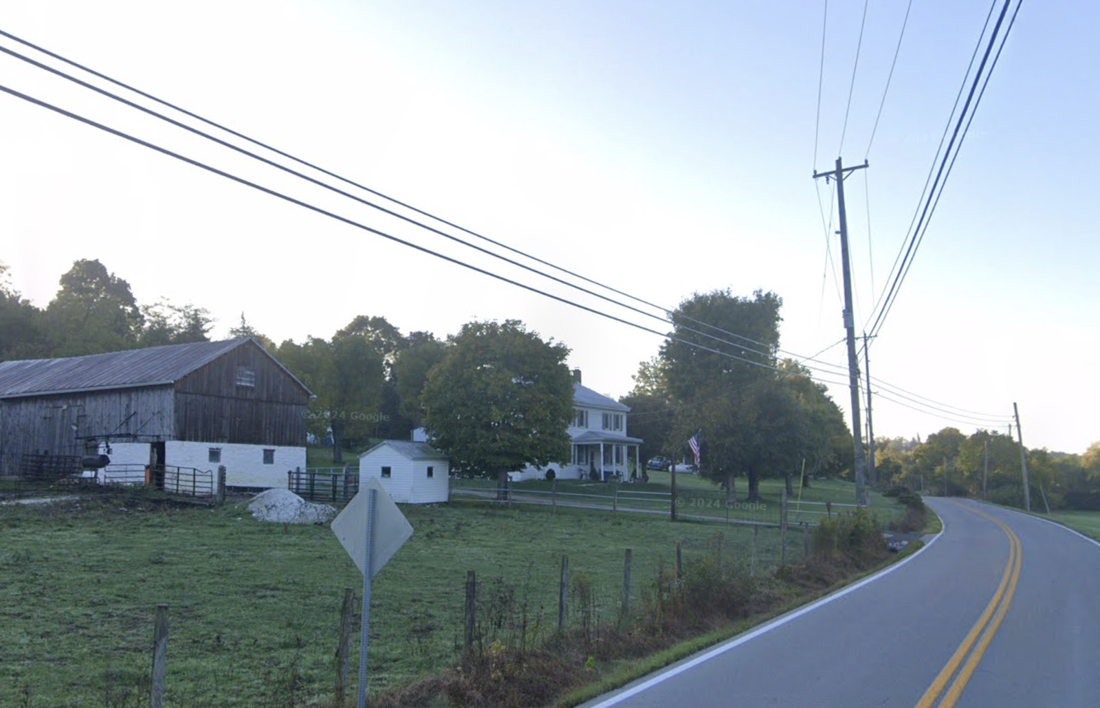 10 Secluded Neighborhoods that Weave Through the Woodlands and Natural ...