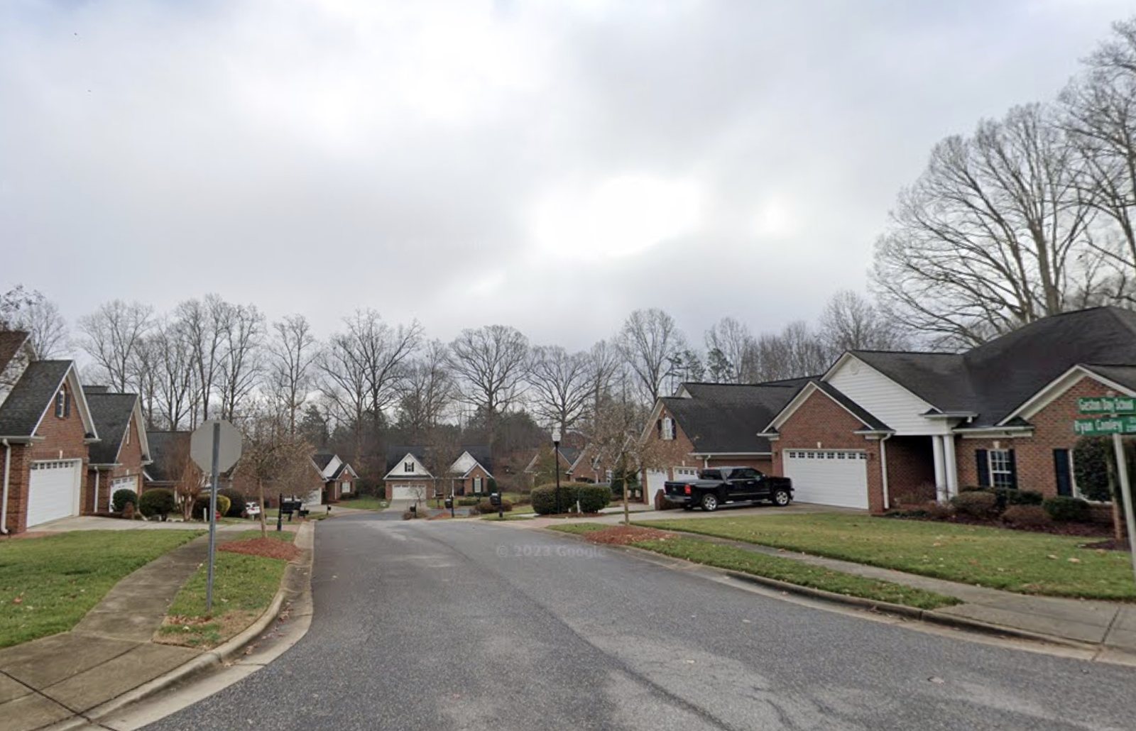 10 Secluded Neighborhoods Nestled Comfortably in North Carolina’s Lake ...