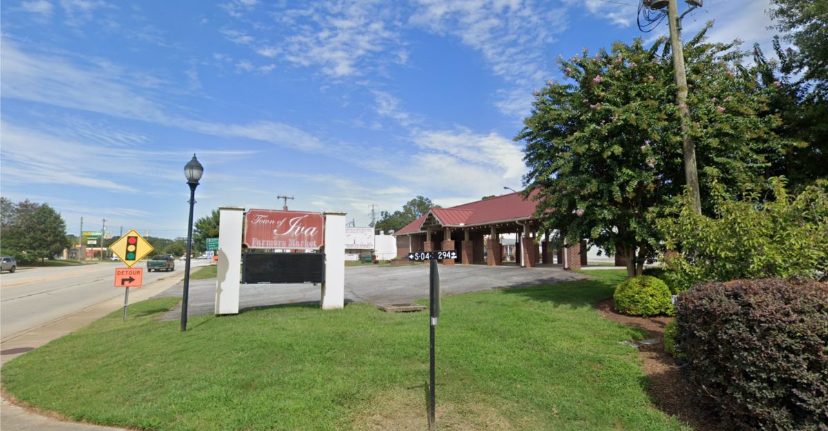 25 Secluded Towns in Western South Carolina Where Nature Takes Center ...