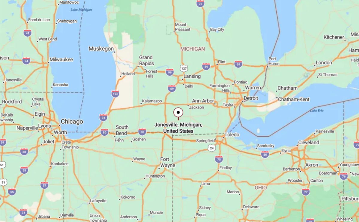 25 Secluded Towns Carved into Their Own Quiet Corners of Southern ...