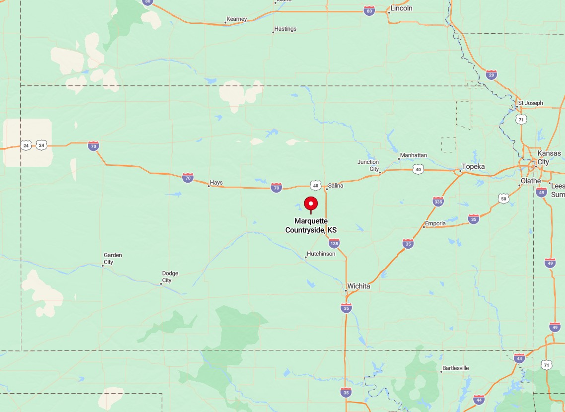 10 Secluded Neighborhoods Make Space Where the Edges Blur in Kansas ...