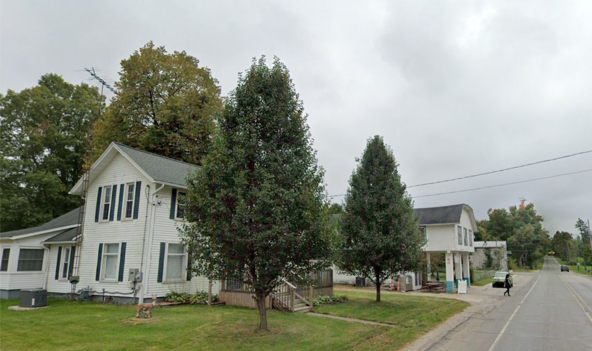 25 Secluded Towns Carved into Their Own Quiet Corners of Southern ...