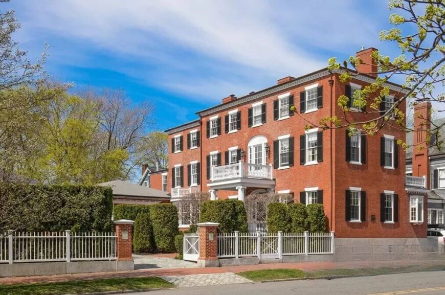 5 Historic Mansions in Massachusetts Steeped in Architectural Grandeur ...