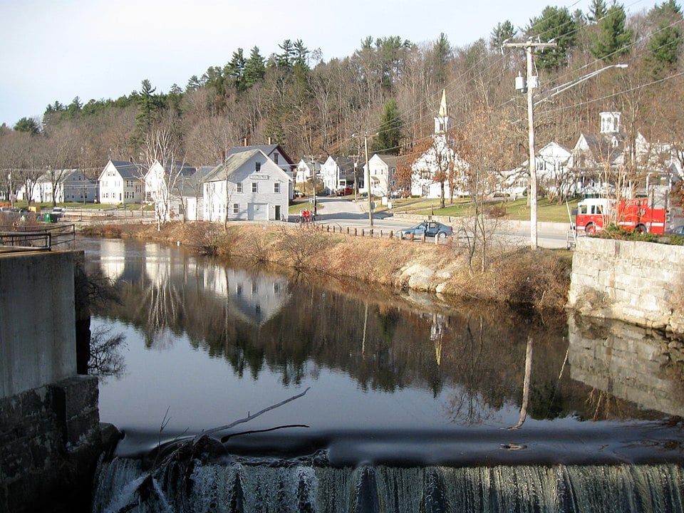 15 Scenic Small Towns in Southern New Hampshire that Provide Perfect ...