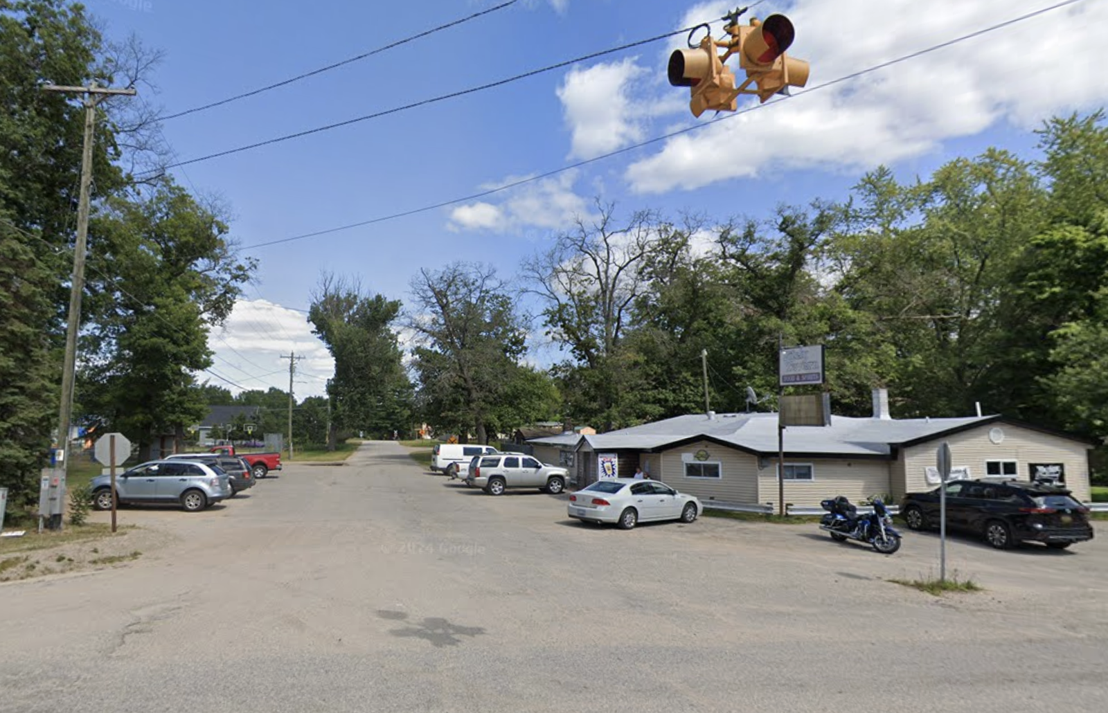 10 Secluded Neighborhoods Hidden Deep in the Forests of Western ...