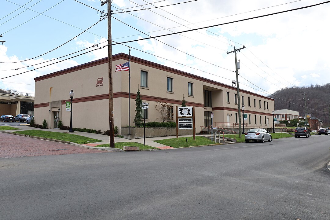 10 Secluded Towns Nestled in the Rugged Terrain of West Virginia’s New ...