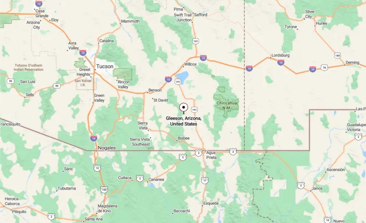 25 Secluded Desert Hideaways Carved into the Southeastern Arizona ...