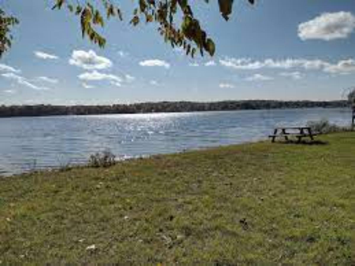 25 Secluded Towns Nestled in the Quiet Corners of Northern Indiana