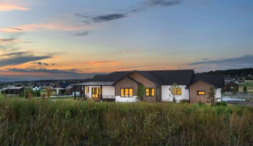 Transitional-Style 2-Bedroom Grassland Home for a Sloped Lot with Wet ...