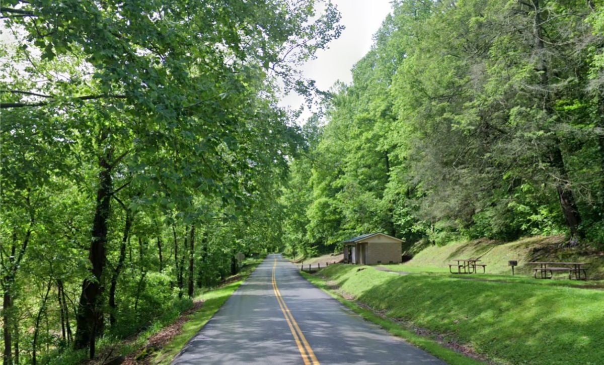 25 Secluded Towns Tucked into the Folds of the Appalachian Mountains in ...