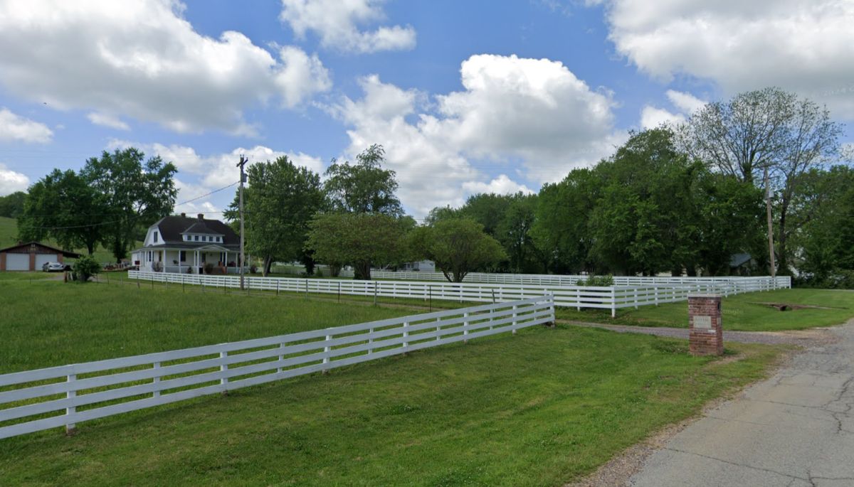 Explore 25 Secluded Towns in Eastern Missouri Surrounded by Forest and ...