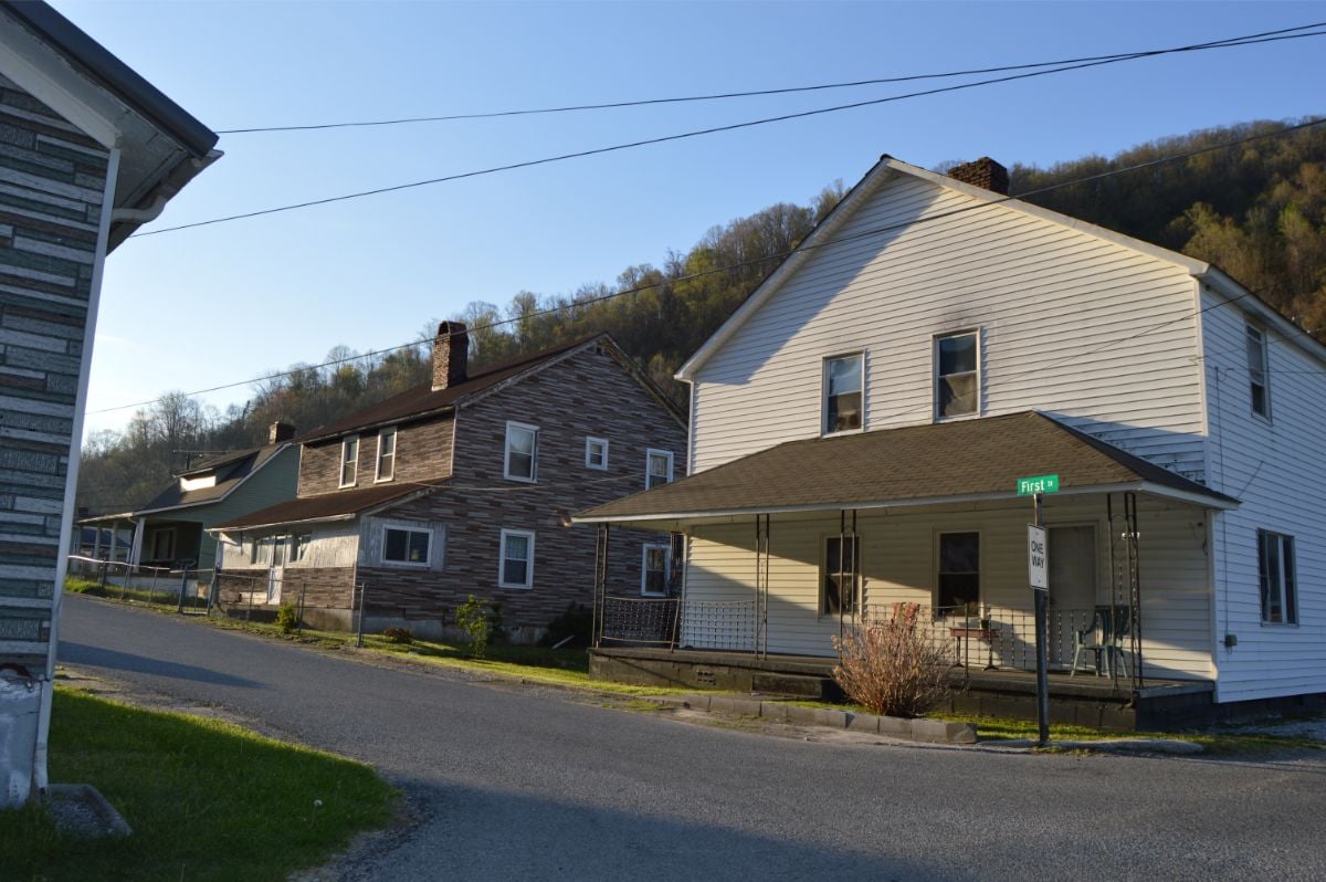 25 Secluded Towns Tucked into the Backroads of Eastern Kentucky – Home ...
