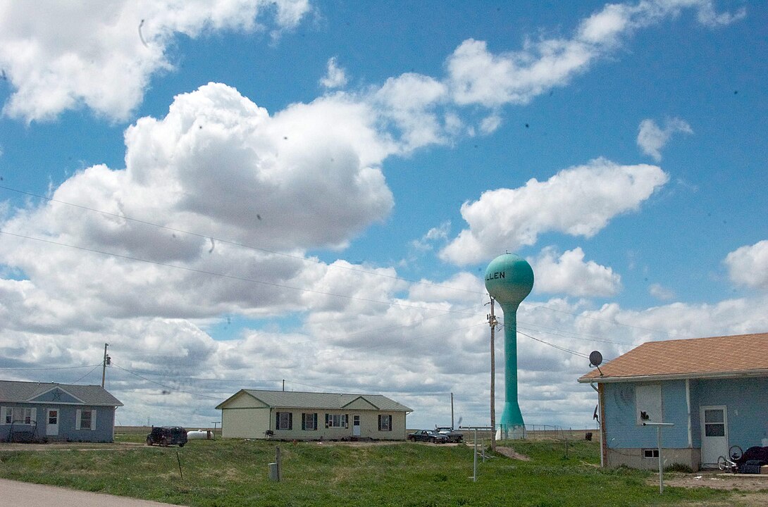 Journey Through 25 Secluded Towns From the Missouri Breaks to the ...