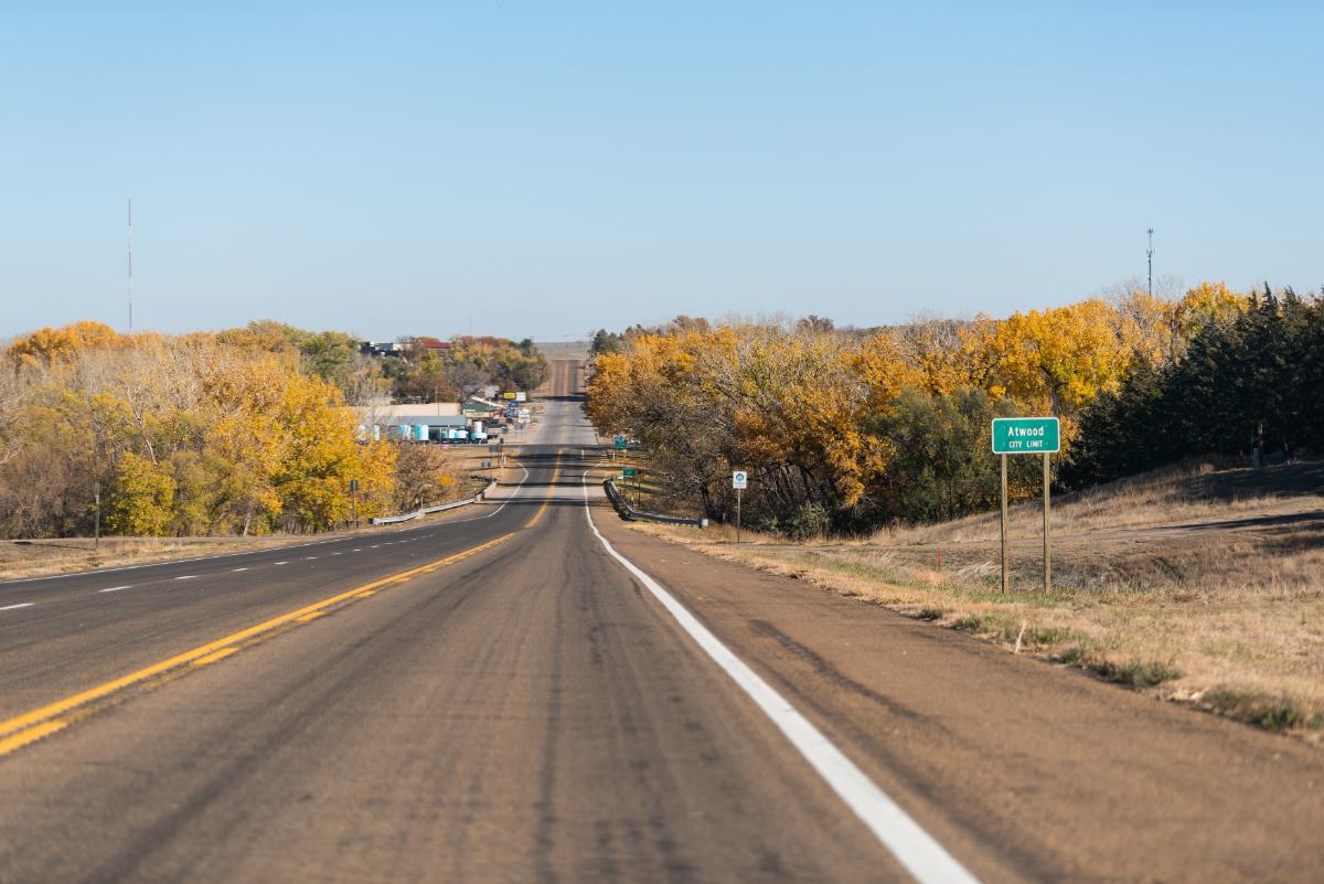 25 Secluded Prairie Towns Settled in the Wide Open Spaces of Northwest ...