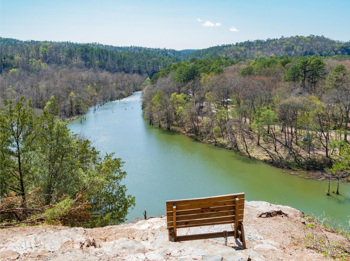 25 Secluded Lakeside Towns Scattered Across Northern Michigan