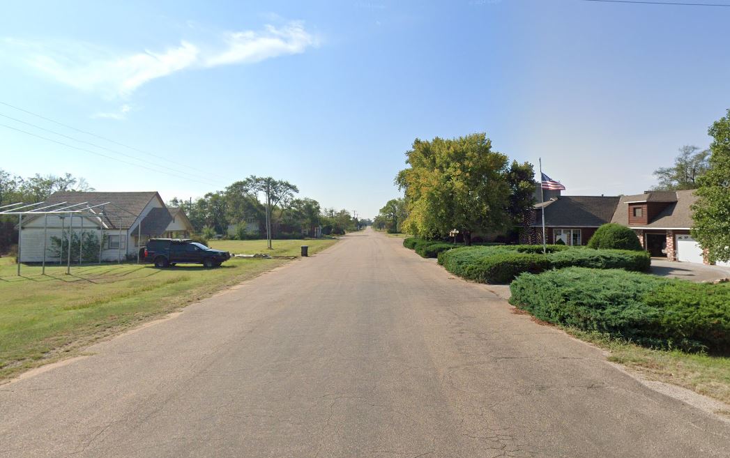 25 Secluded Tight-Knit Towns Tucked into the Grasslands of Southern ...