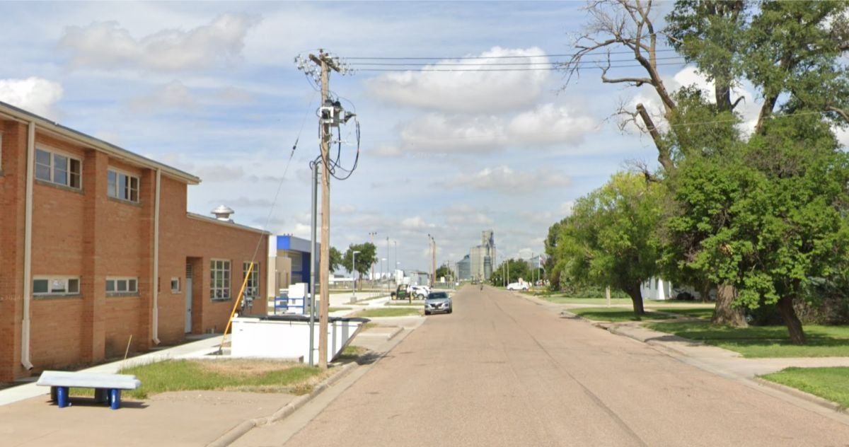 25 Secluded Towns Tucked Deep into the Open Spaces of Southwest Kansas