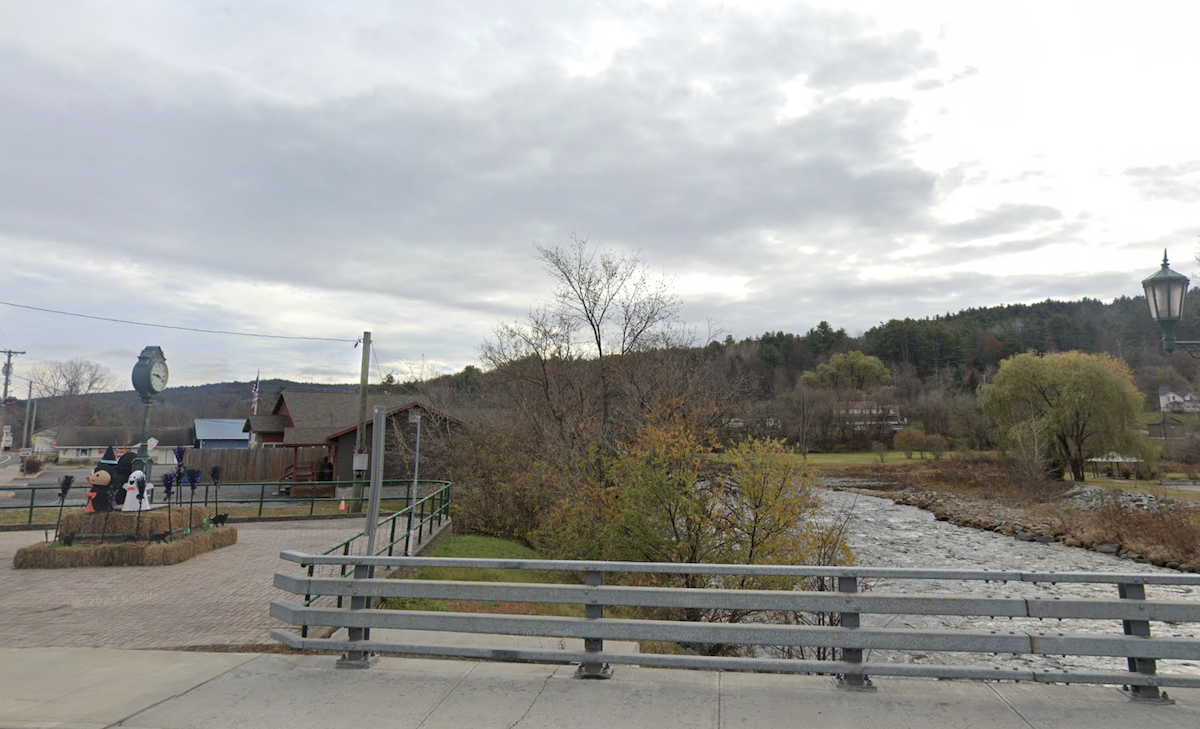 25 Secluded Adirondack Towns Beyond the Trailheads in Northeastern New ...