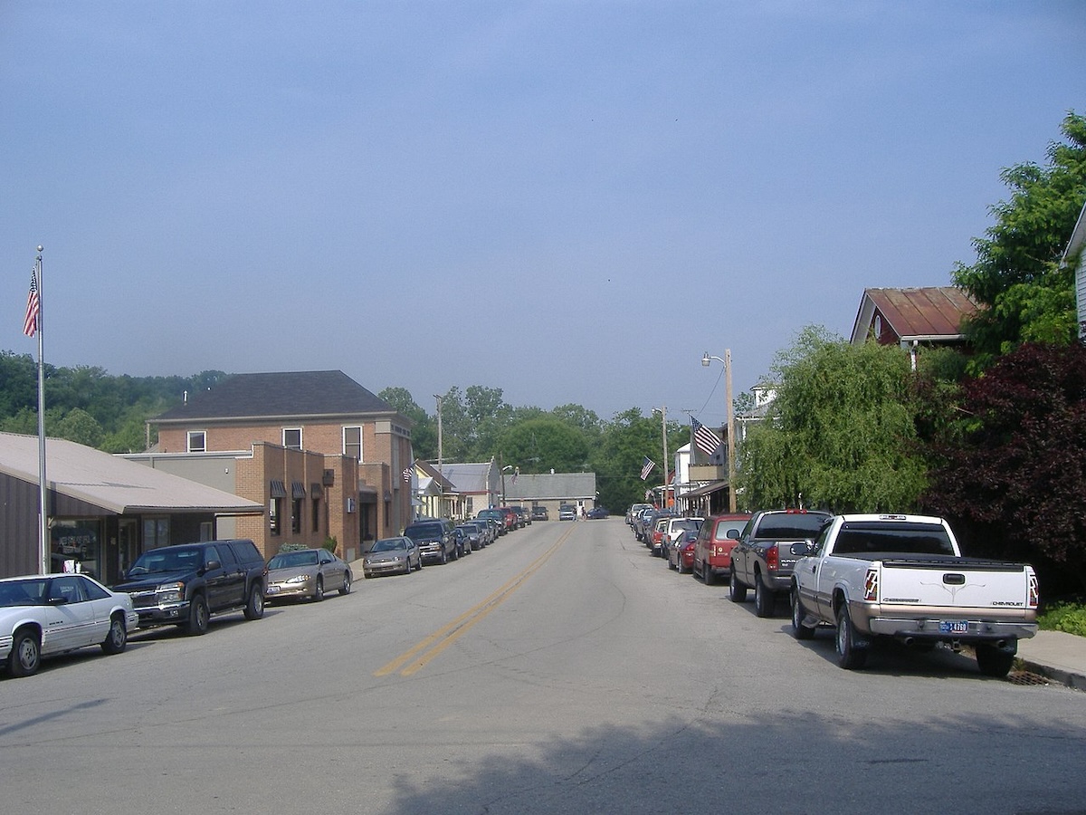Explore 25 Secluded Towns Winding Through the Hills and Valleys of ...