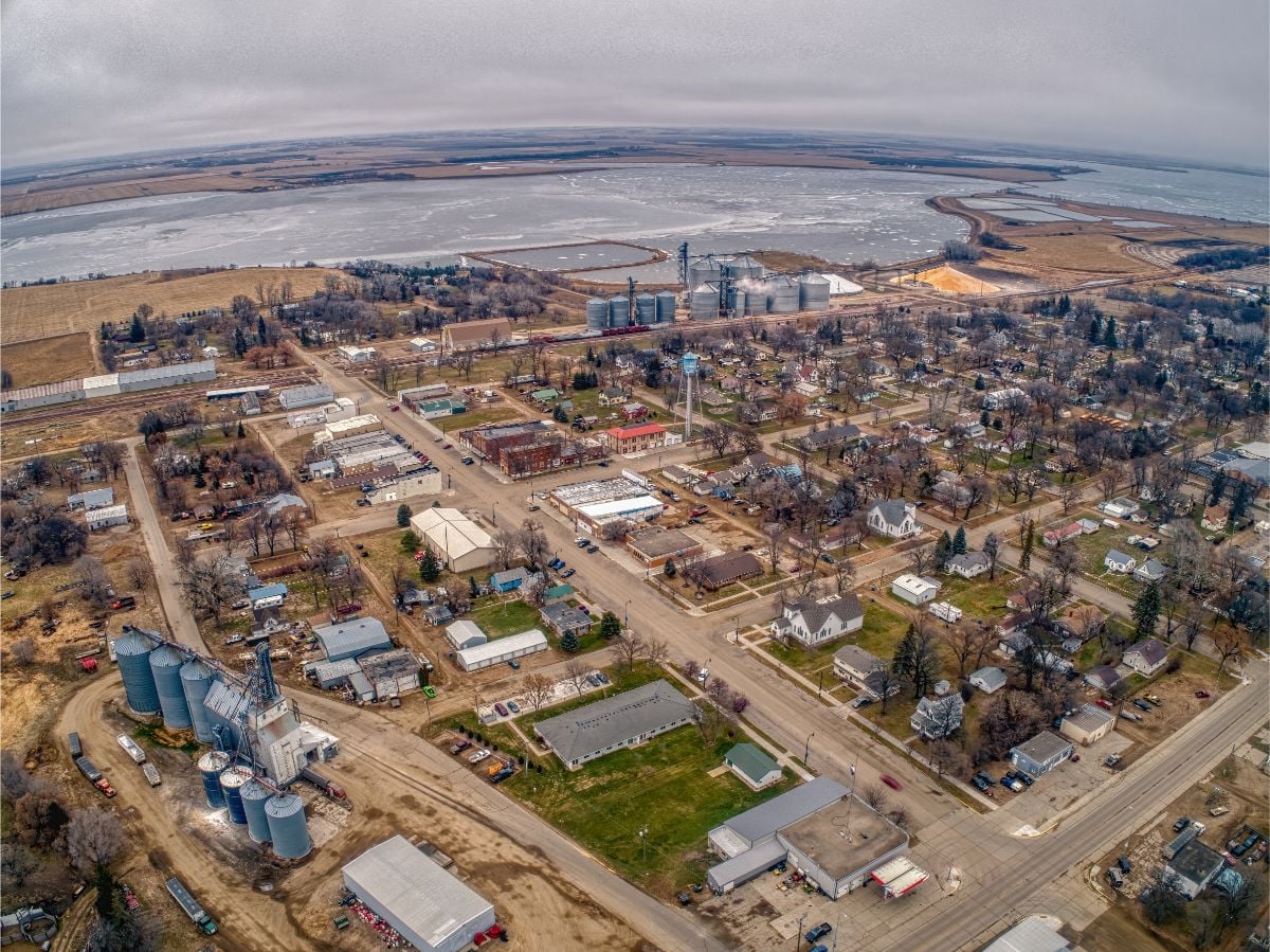 25 Secluded Lakeside Towns in Eastern South Dakota – Home Stratosphere
