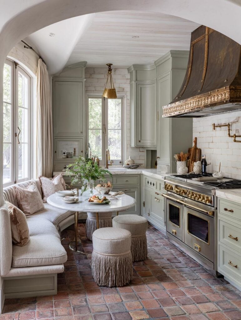 35 of the Ultimate Trending Green Parisian Chic Kitchen Designs for ...